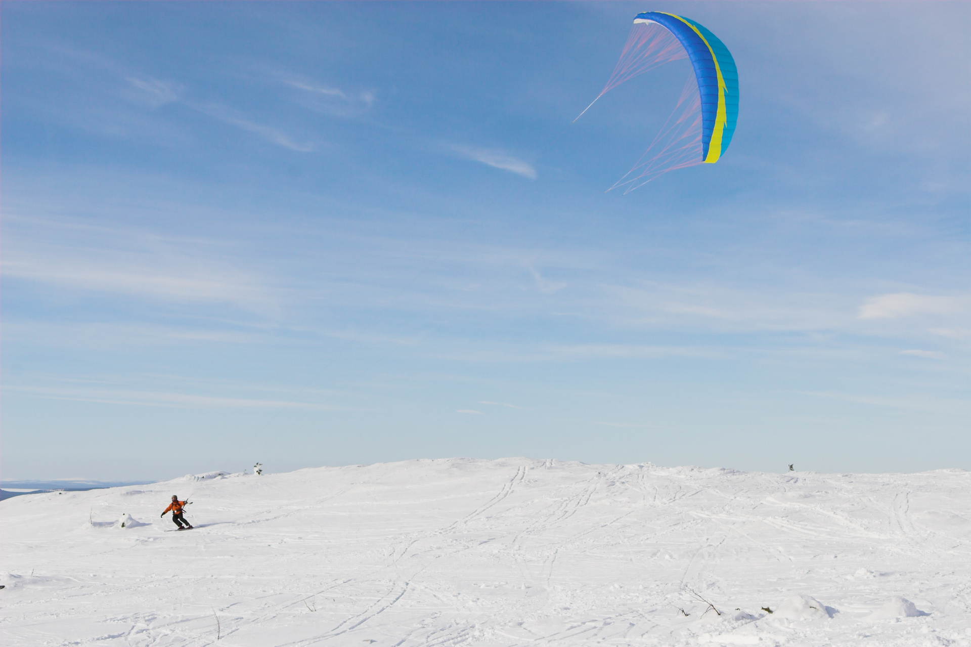 Parapente en ski : Top 5 des spots de parapente en ski en hiver