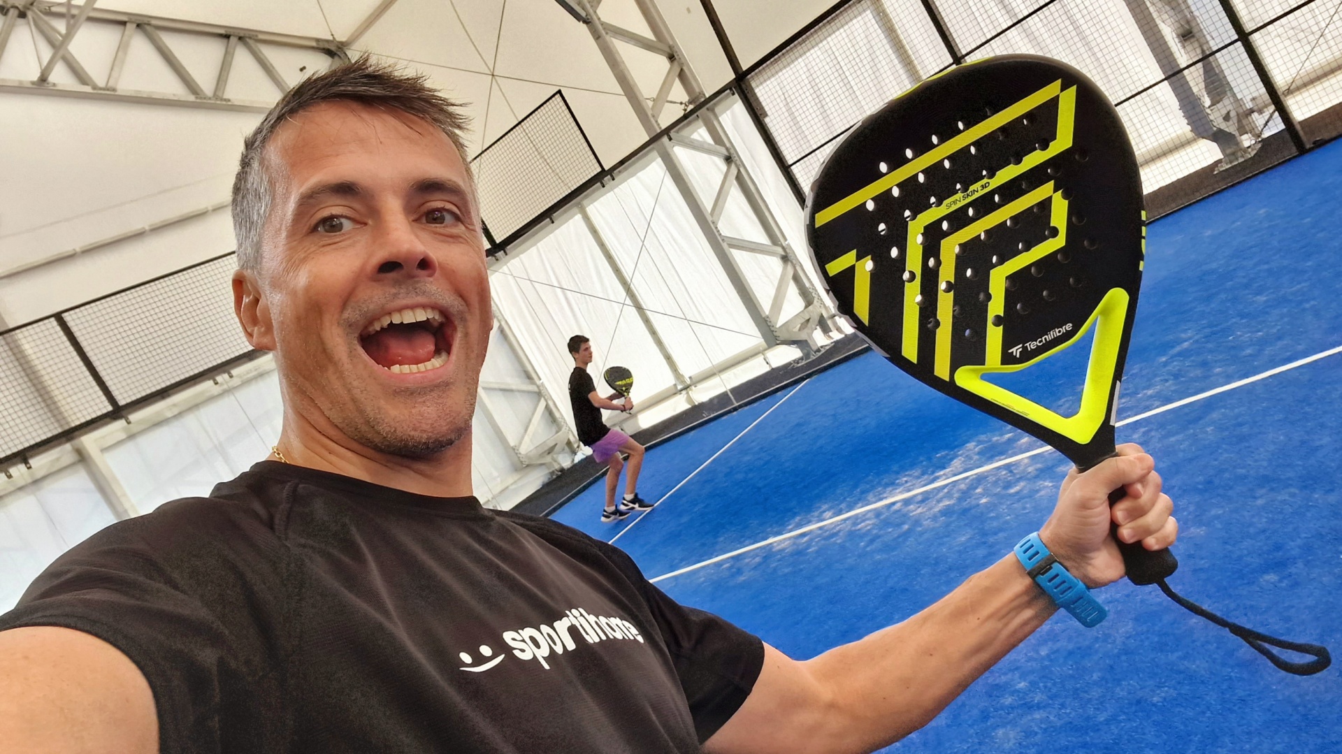 Débuter le padel, un sport en pleine expansion en Europe et en Amérique ...